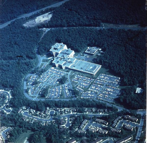 1981 - Aerial photo of Reston VA USGS Federal Building | U.S ...